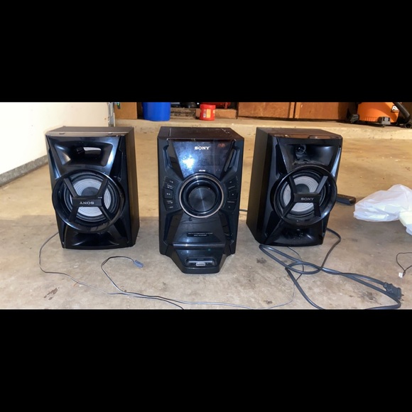 Sony | Portable Audio & Video | Sonny Speaker Set With Ipodipone 3 ...